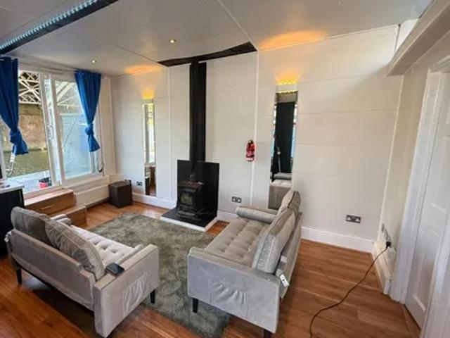 1 Becketts Place, London, KT1 4ER, United Kingdom | 1 bed house for rent #165952460 | Rentberry