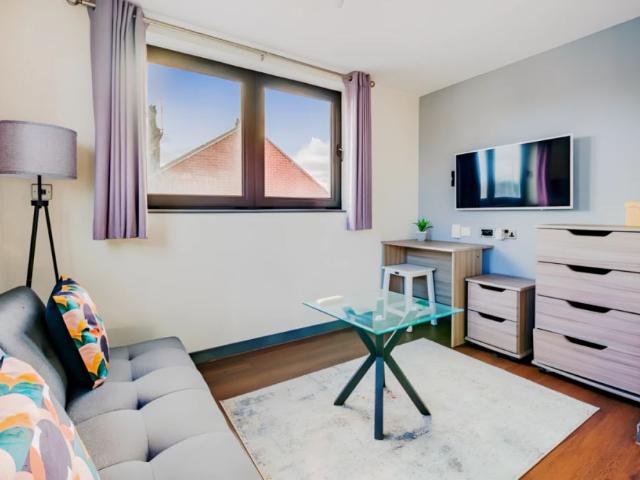 1 Bed 1 Bath
