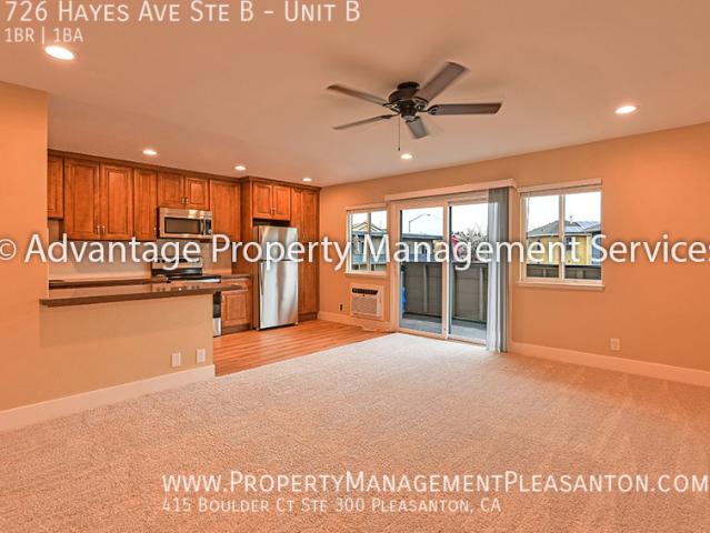 1 bed / 1 bath 725sq. ft. Apartment located off of East Ave