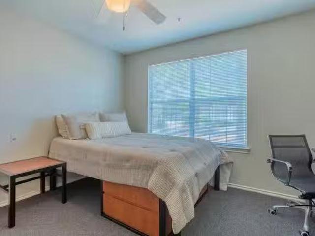 1 Bed 1 Bath