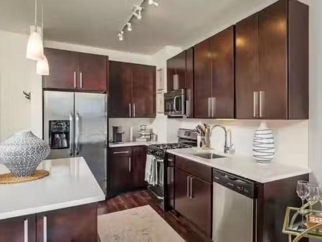 1 Bed 1 Bath
