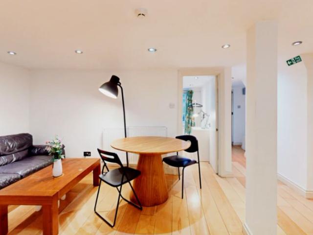 1 Bed / 1 Bath