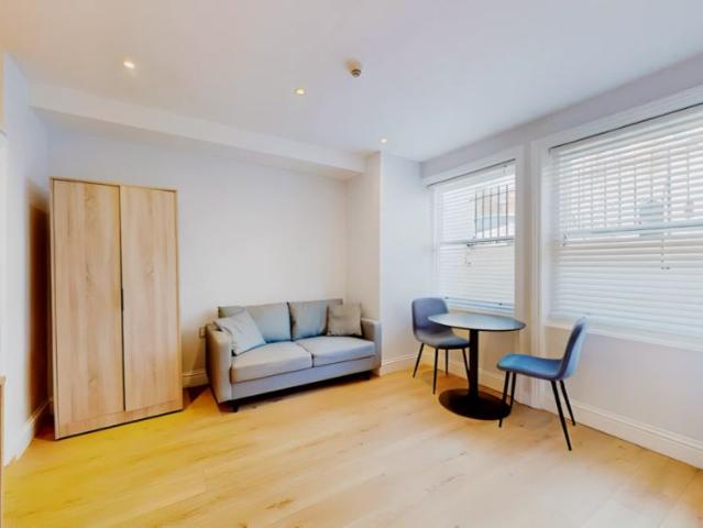 1 Bed 1 Bath
