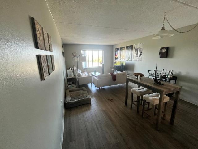 1 Bed / 1 Bath Apartment Available