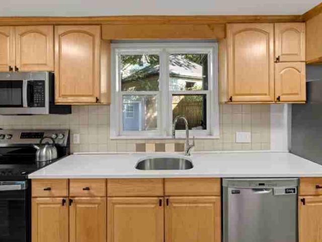 1 Bed / 1 Bath Apartment in Jamaica Plain 1 Bedroom Apartment for Rent at 80 Patten St, Boston, MA 02130 Forest Hills Woodbourne