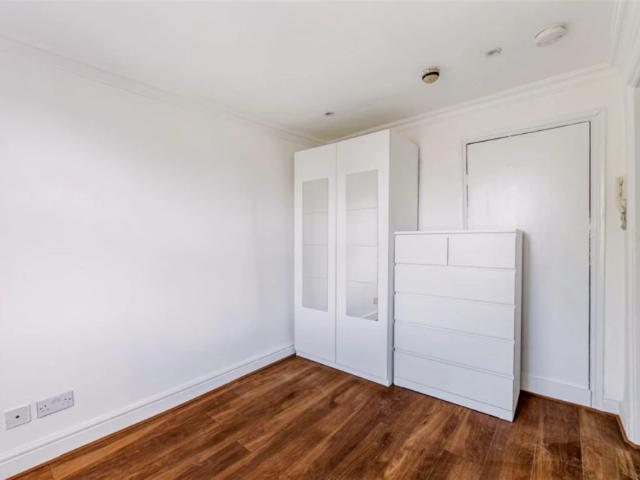 1 Bed 1 Bath, Flat 10, 20