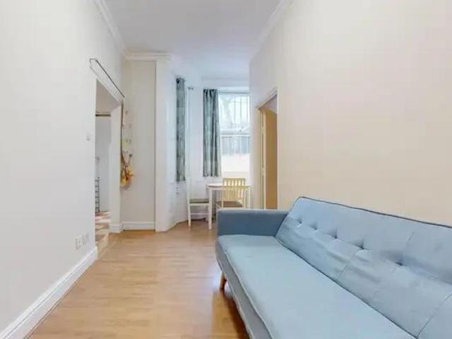 1 Bed 1 Bath, Flat 10, 20