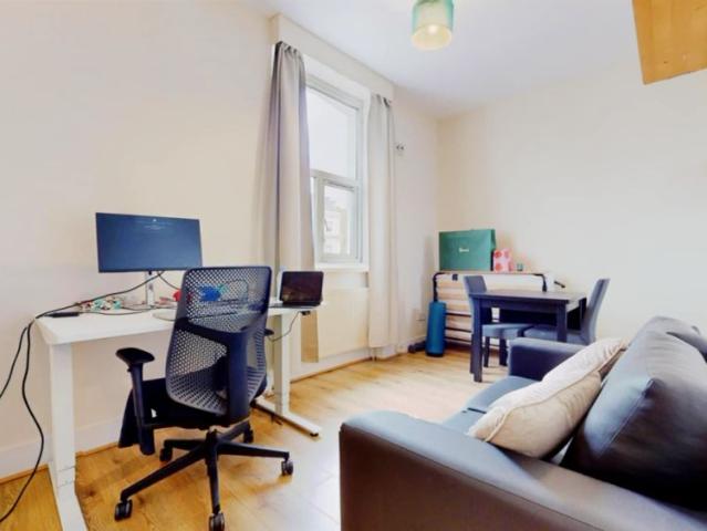1 Bed 1 Bath, Flat 17, 149