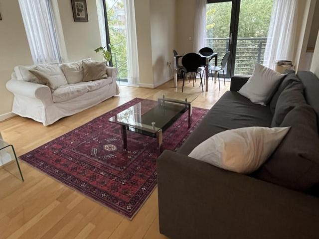 1 Bed / 1 Bath Flat Sublet – City Centre July Sept
