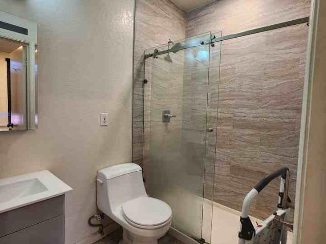 1 Bed 1 Bath in Historical Building 1 Bedroom Apartment for Rent at 147 W Richmond Ave, Richmond, CA 94801 Point Richmond