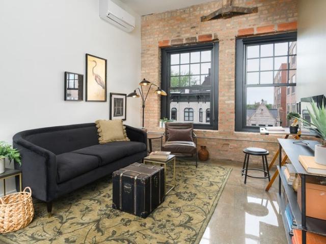 1 Bed 1 Bath in West Loop