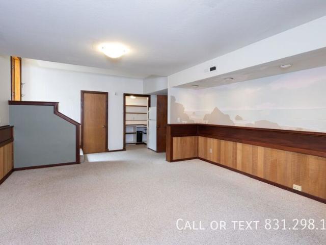 1 Bed | 1 Bath | Ocean Bluff Views | Utilities Included
