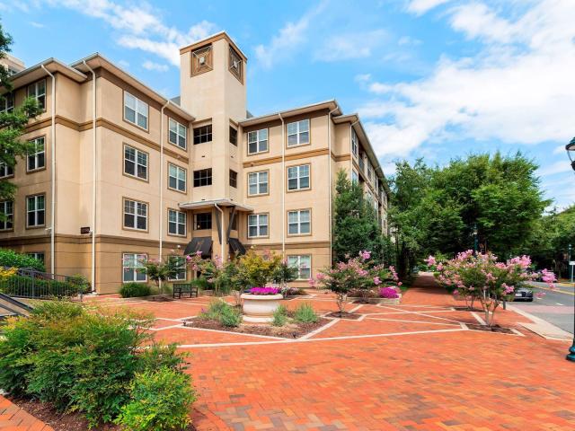 1 Bed 1 Bath North Bethesda Condo 1 Reserved Parking Space