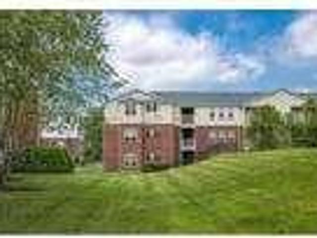 1 bed, 1 bath, safe neighborhood