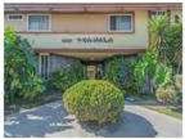 1 bed, 1 bath, safe neighborhood. Parking Available!