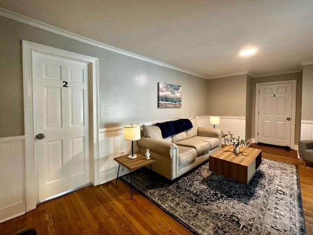 1 Bed 1 Bath Room only