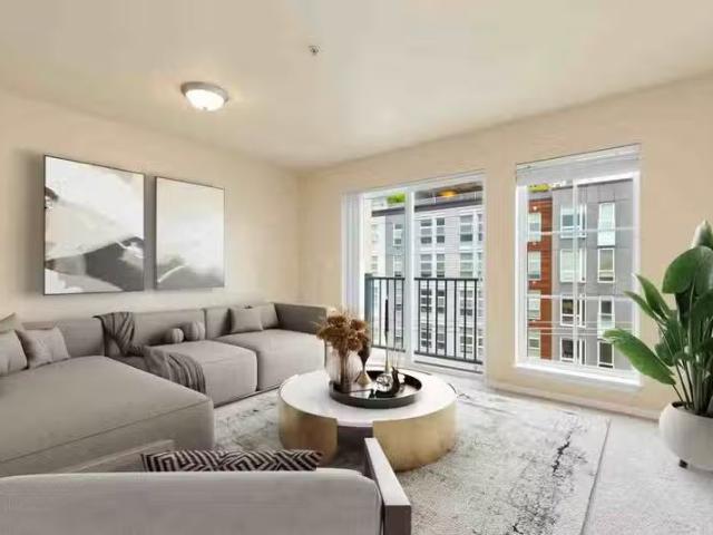 1 Bed 1 Bath Uptown Queen Anne