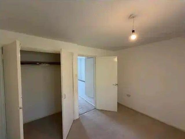 1 Bed Terraced House, Badgers Close, HA1