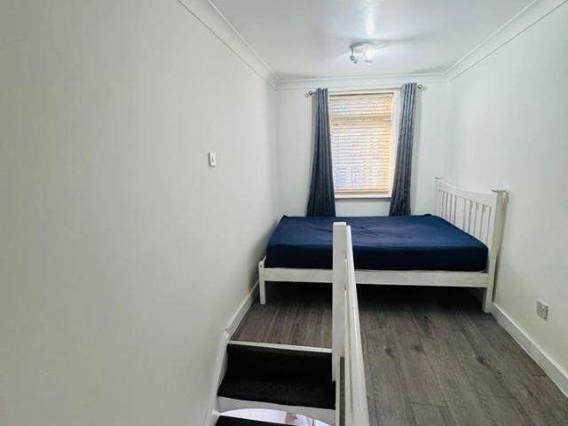 1 Bed Terraced House, Canning Road, HA3