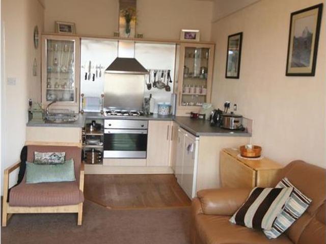 1 bed top floor flat for rent in Musselburgh