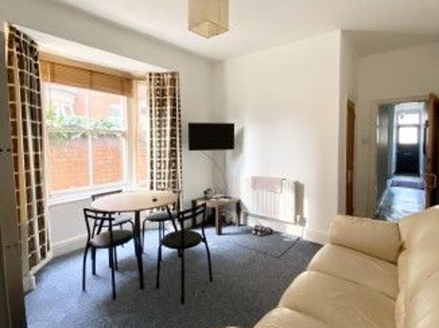 1 Bed Upperton Road, Leicester