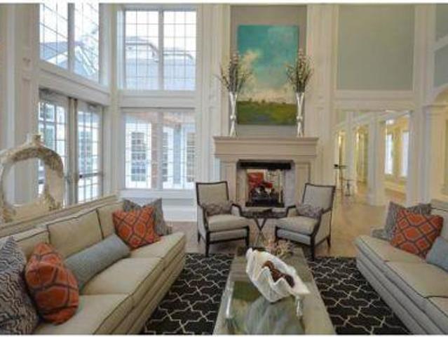 1 Bed Village West Luxury Apartments