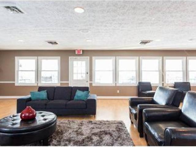 1 Bed Westlake Apartments