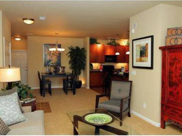 1 Bed Whisper Sky Apartment Homes