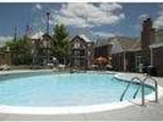 1 Bed Williamsburg Plaza