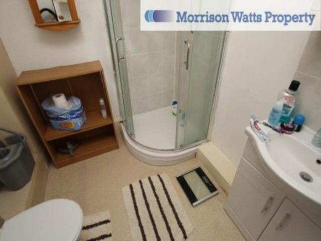 1 Bed Woodsley Road, Leeds