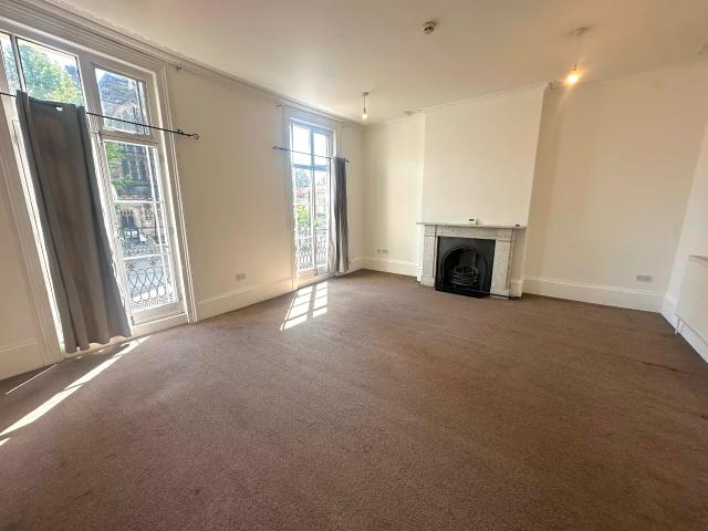 1 Bed Accommodation in Victoria Terrace, Leamington Spa