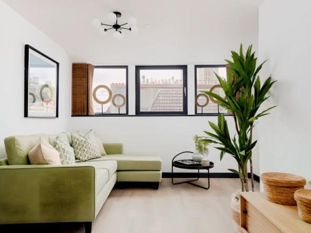 1 Bed Apartment