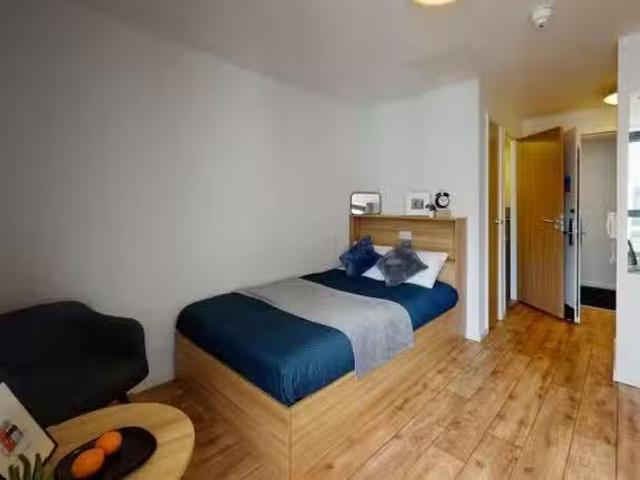 1 Bed Apartment