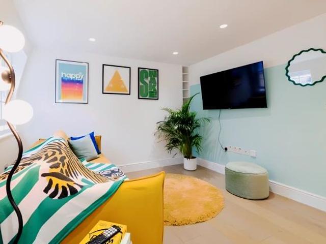 1 Bed Apartment