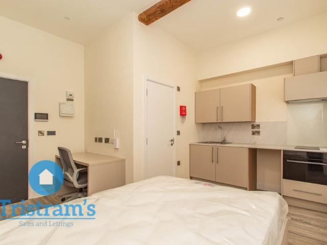 1 bed Apartment for Rent