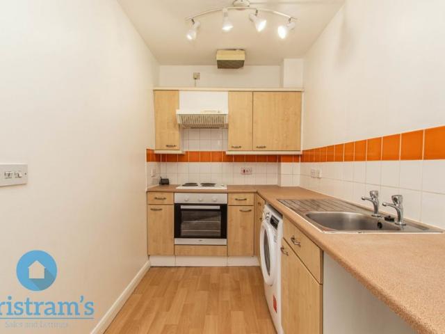 1 bed Apartment for Rent