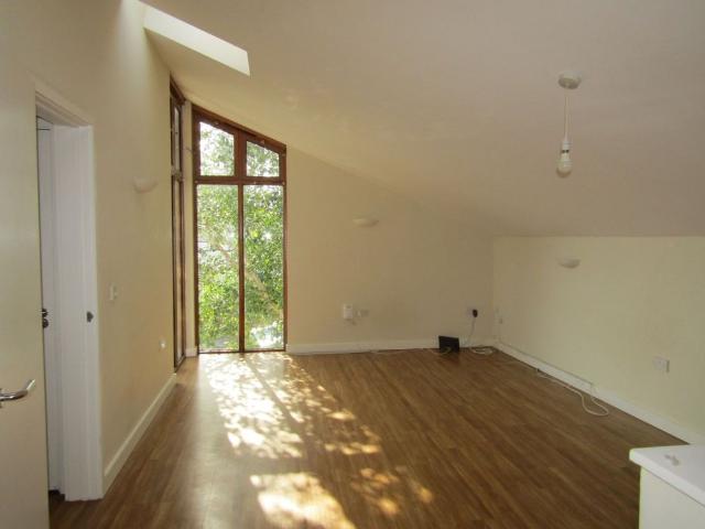 1 bed Apartment To Let