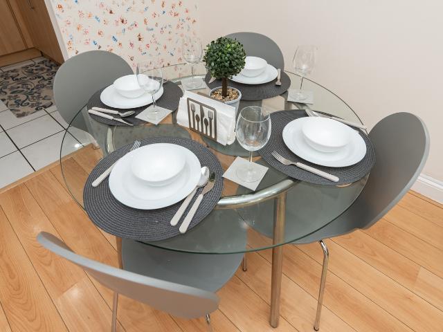1 bed Apartment To Let