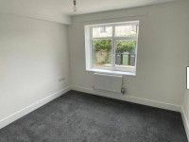 1 bed Apartment To Let