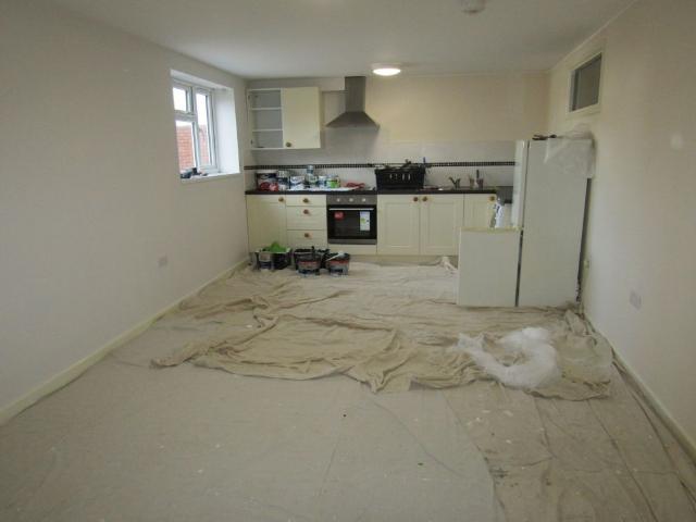 1 bed Apartment To Let