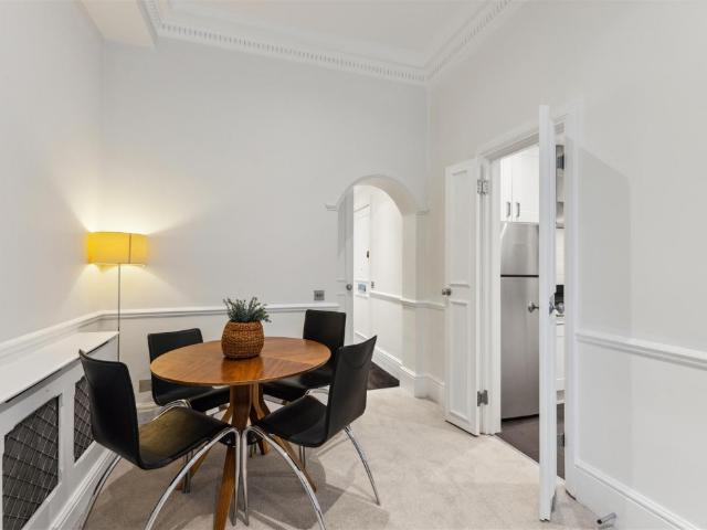 1 Bed Apartment To Let