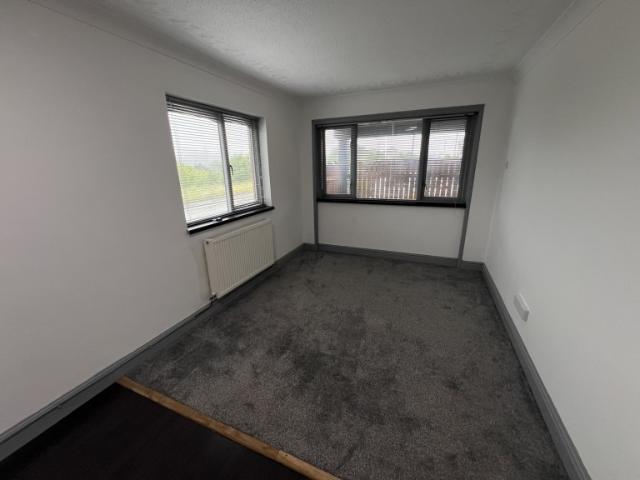 1 bed Apartment To Let