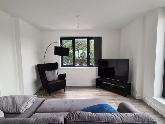 1 bed Apartment To Let
