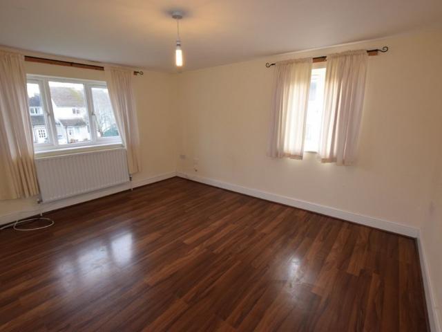 1 bed Apartment To Let