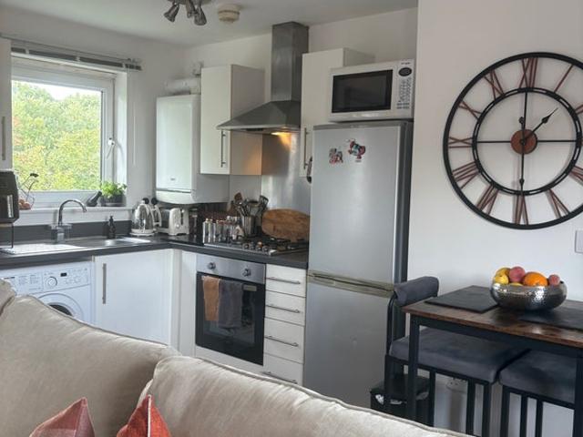 1 Bed Apartment to Rent £1100.00 Pcm