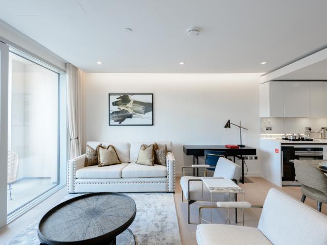 1 bed apartment to rent Garrett Mansions, London W2