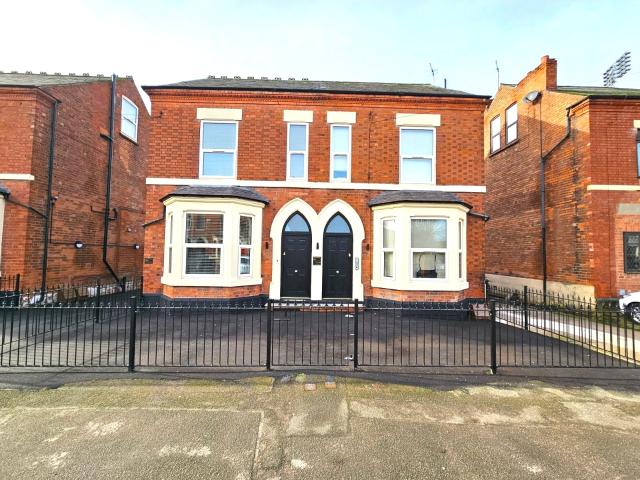1 bed apartment to rent in Colwick Road, West Bridgford, Nottingham, Nottinghamshire, NG2 £995 per month