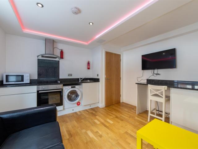 1 bed apartment to rent in Falconars House, Newcastle Upon Tyne, NE1