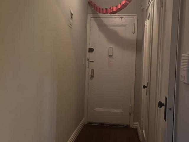 1 bed | Aug 1 Oct 31 | short walk from train