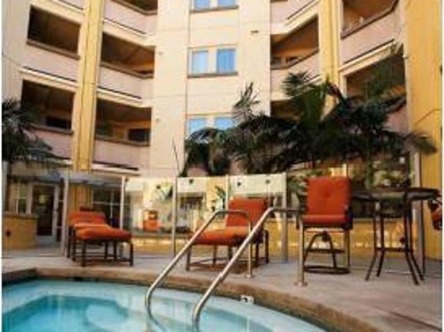 1 Bed Avalon Wilshire